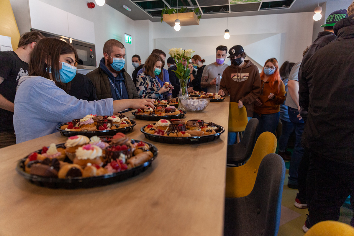 Valentine’s Day celebrated with candy at Quantic Lab - Quantic Lab